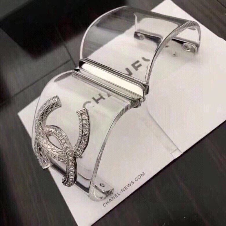1:1 copy Chanel Bracelets