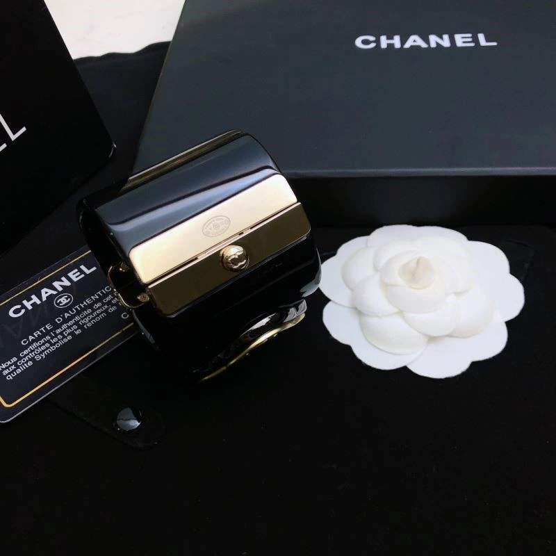 1:1 copy Chanel Bracelets
