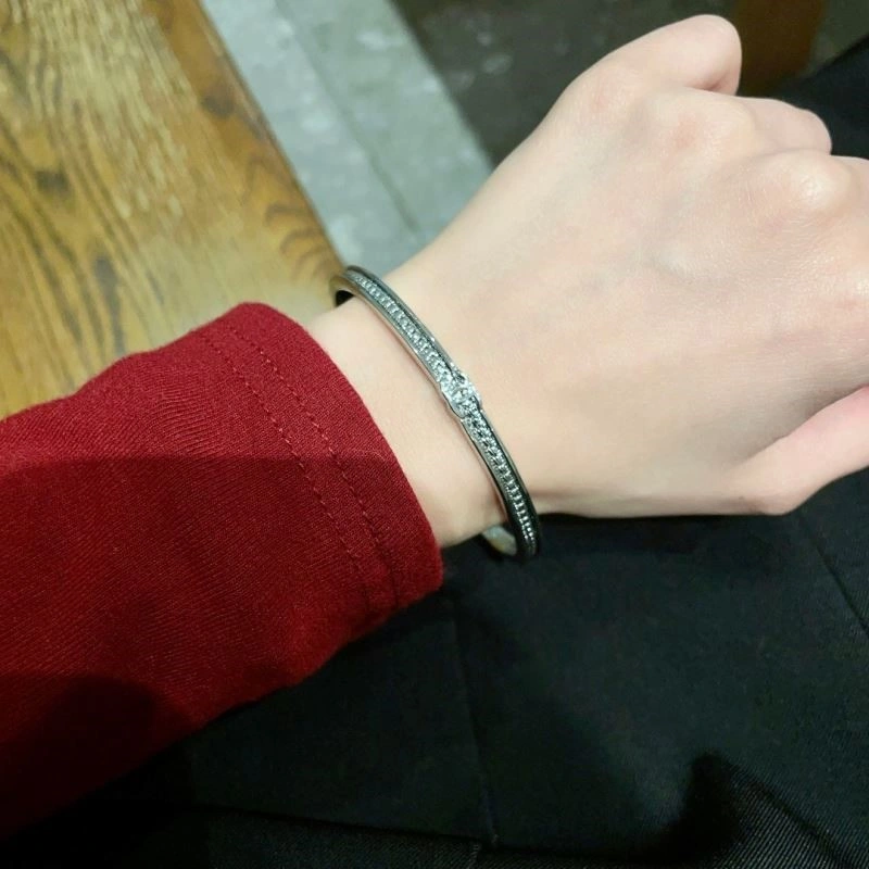 Top mirror Chanel Bracelets