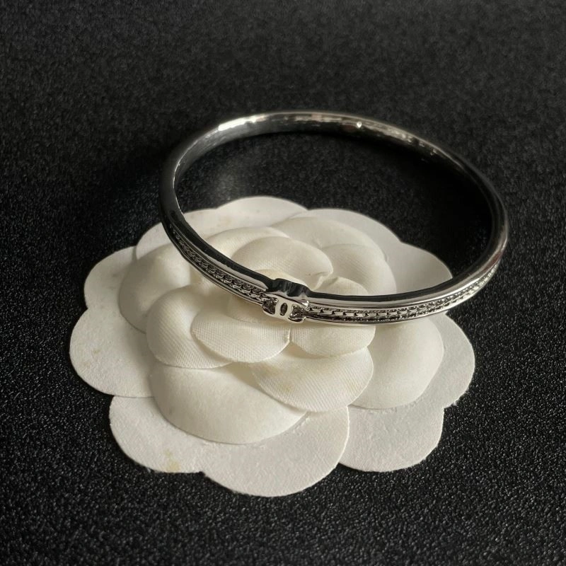 Top mirror Chanel Bracelets