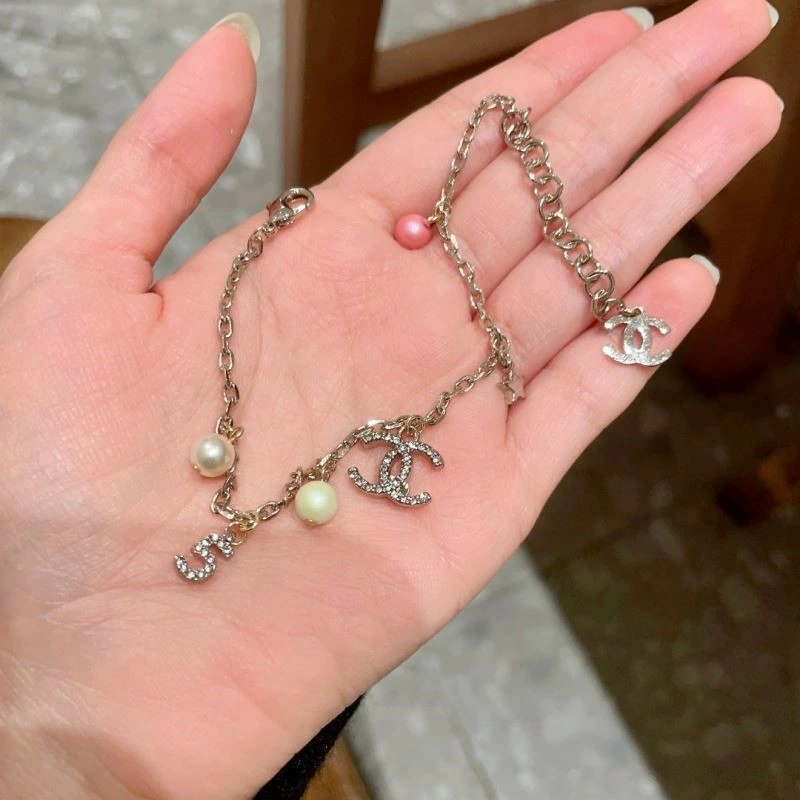 1:1 copy Chanel Bracelets