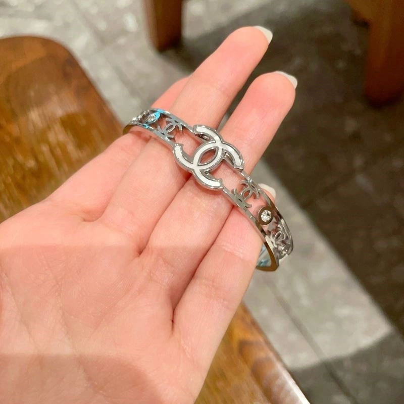 Precise copy Chanel Bracelets