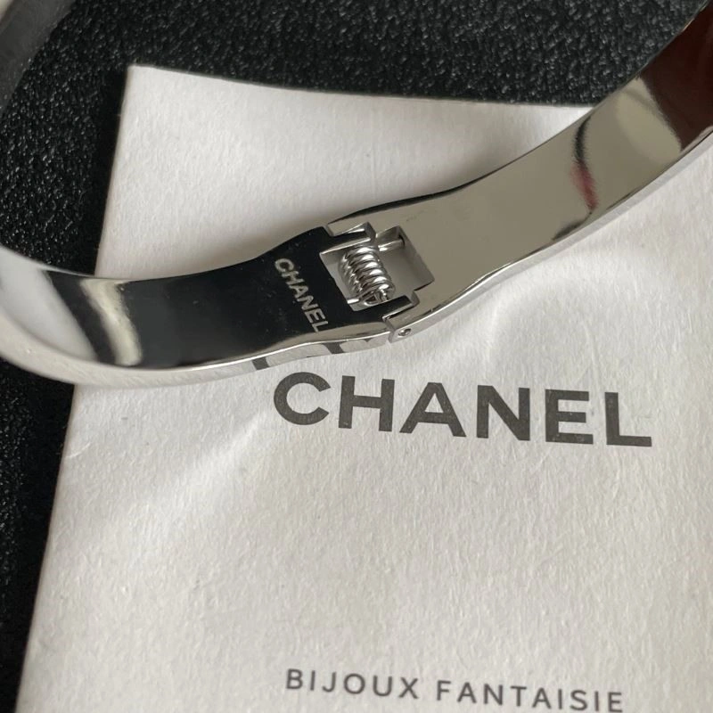 Precise copy Chanel Bracelets