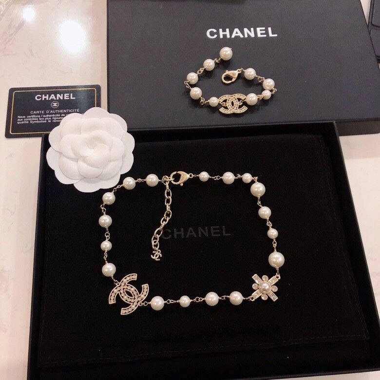 Brand-original Chanel Bracelets