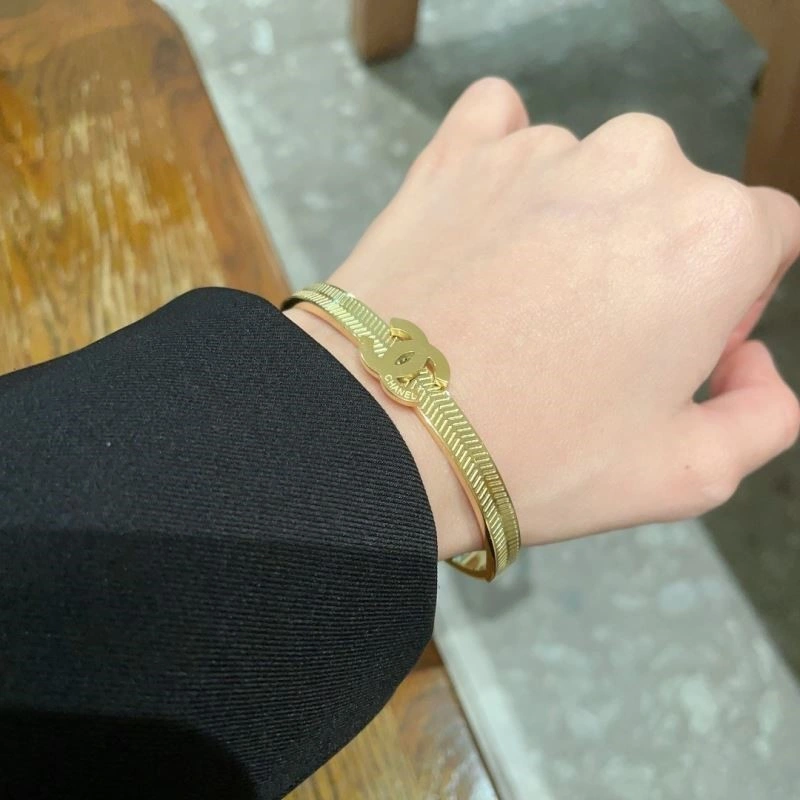 1:1 copy Chanel Bracelets