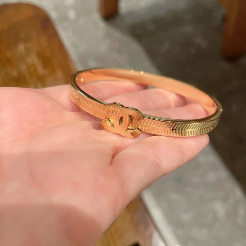 1:1 copy Chanel Bracelets