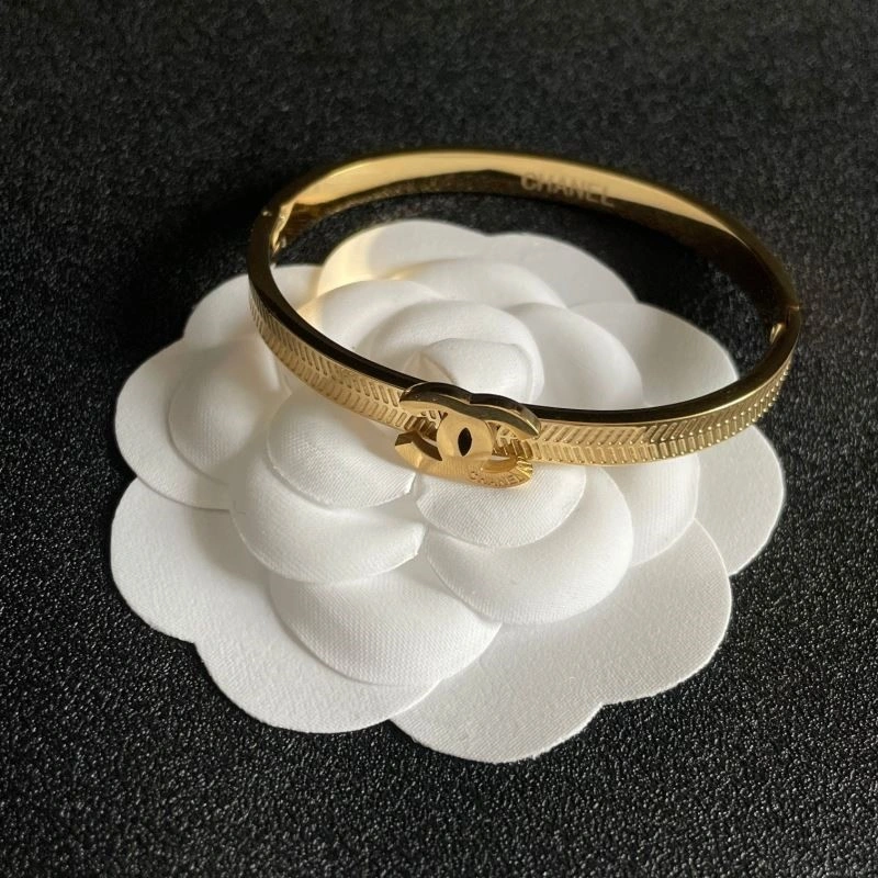 1:1 copy Chanel Bracelets