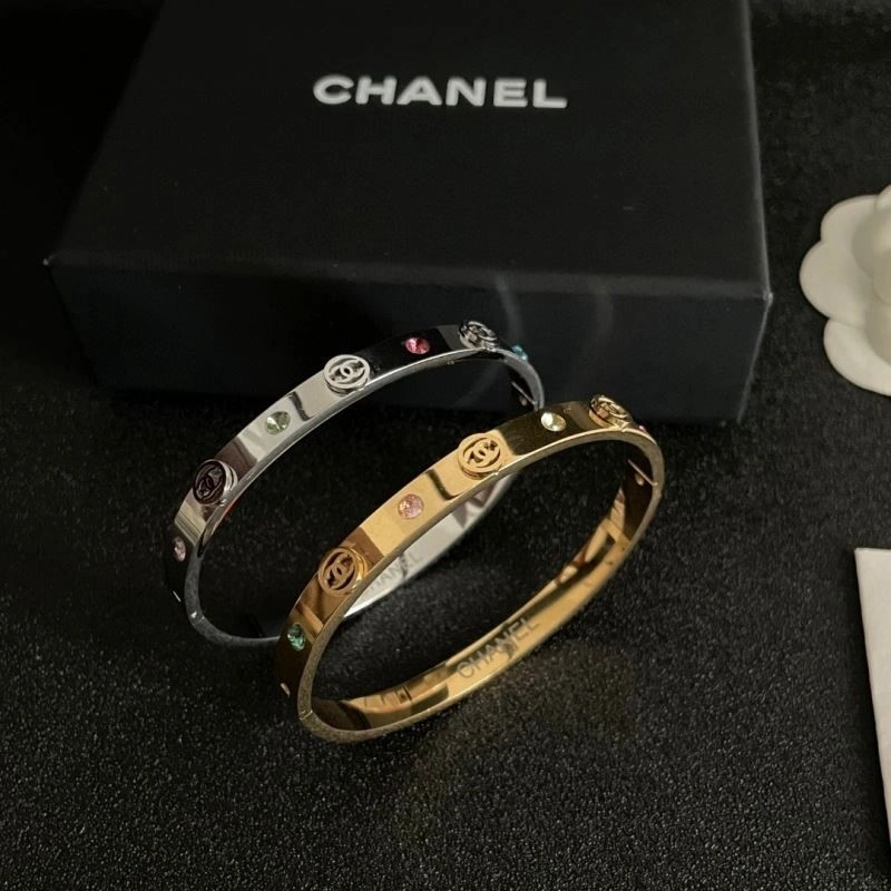 Low-cost Chanel Bracelets