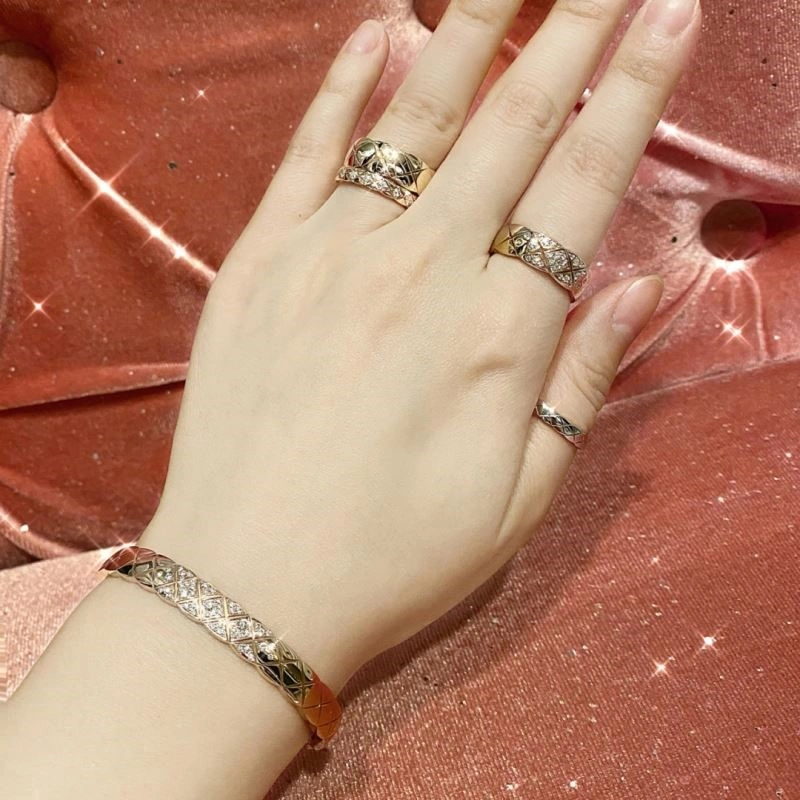 Top match Chanel Bracelets
