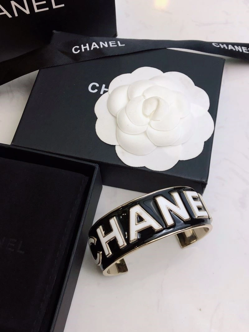 1:1 copy Chanel Bracelets