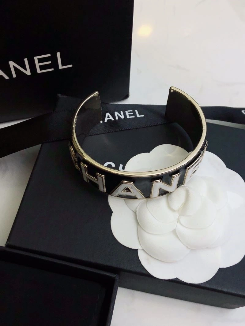 1:1 copy Chanel Bracelets