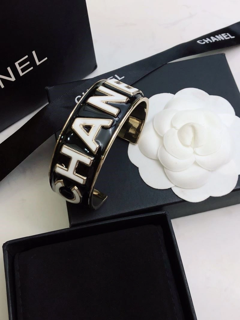 1:1 copy Chanel Bracelets