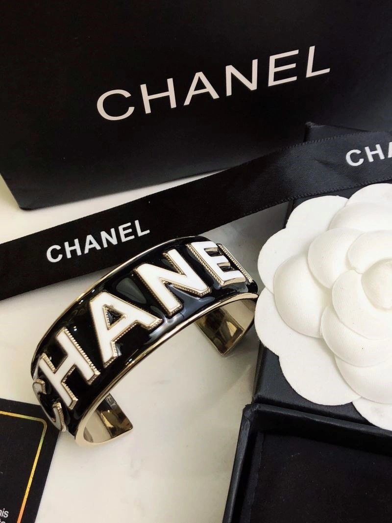 1:1 copy Chanel Bracelets