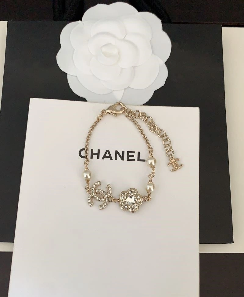 Top match Chanel Bracelets