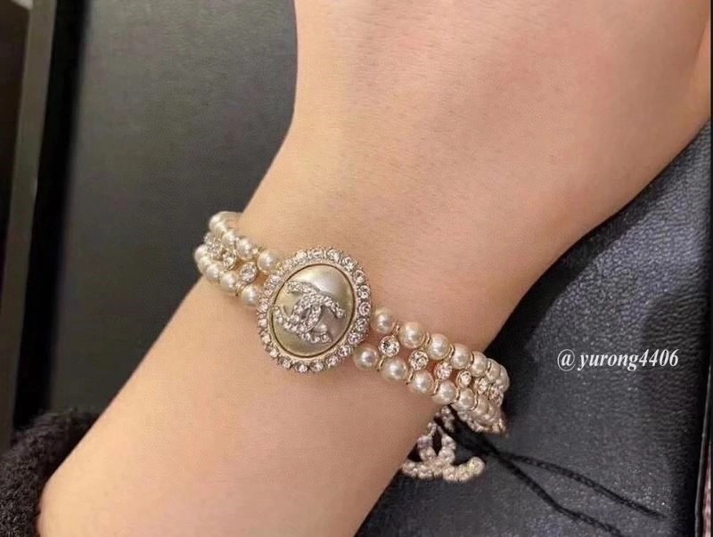 Bargain Chanel Bracelets