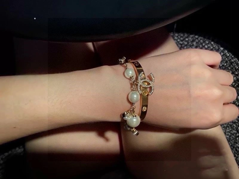 Top match Chanel Bracelets