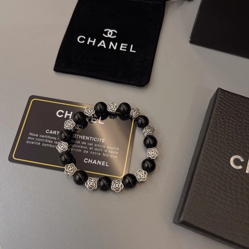 Top mirror Chanel Bracelets