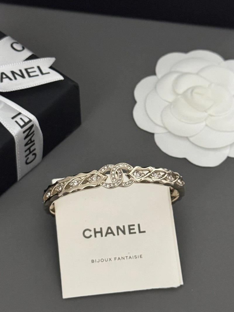 Low-cost Chanel Bracelets