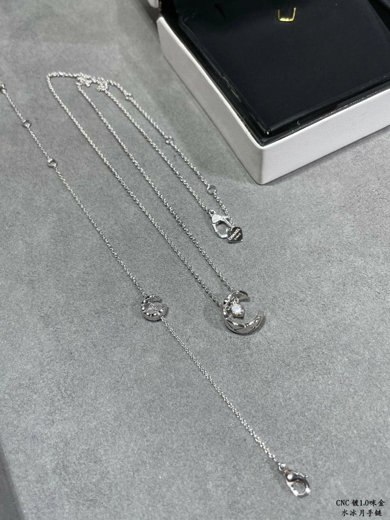Brand-original Chanel Bracelets