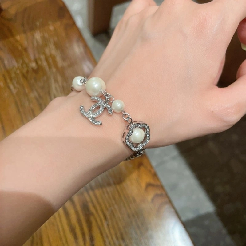 Precise copy Chanel Bracelets