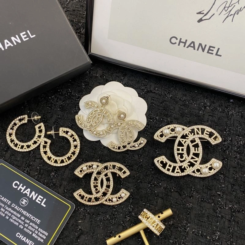 Bargain Chanel Brooches