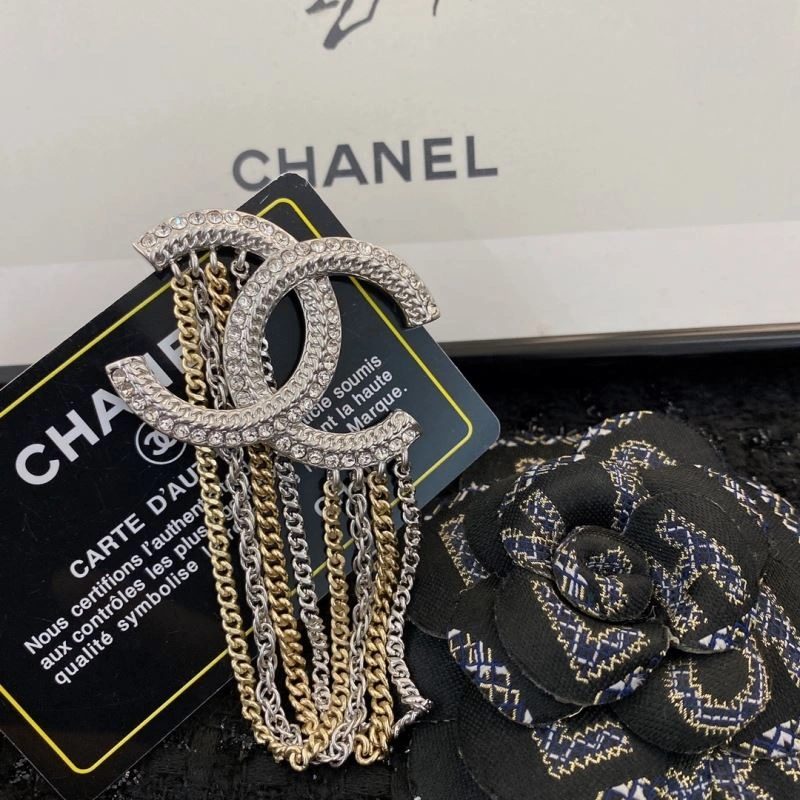 Bargain Chanel Brooches
