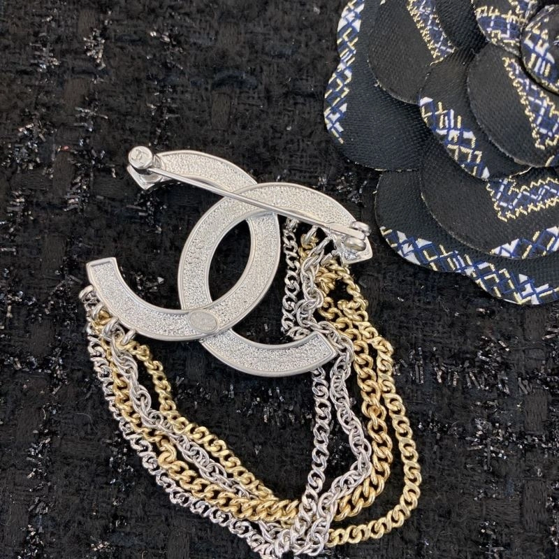 Bargain Chanel Brooches