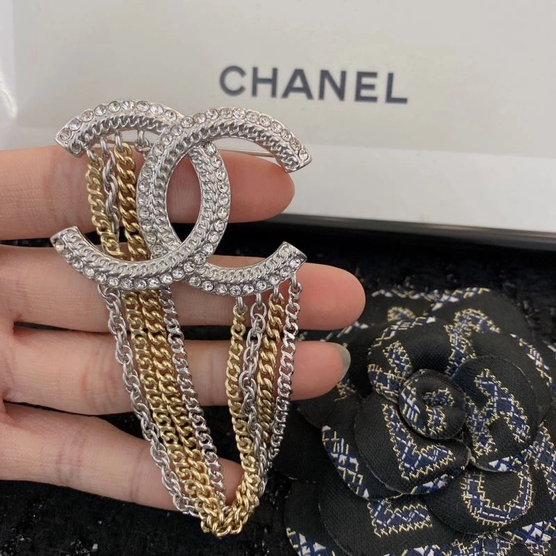 Bargain Chanel Brooches