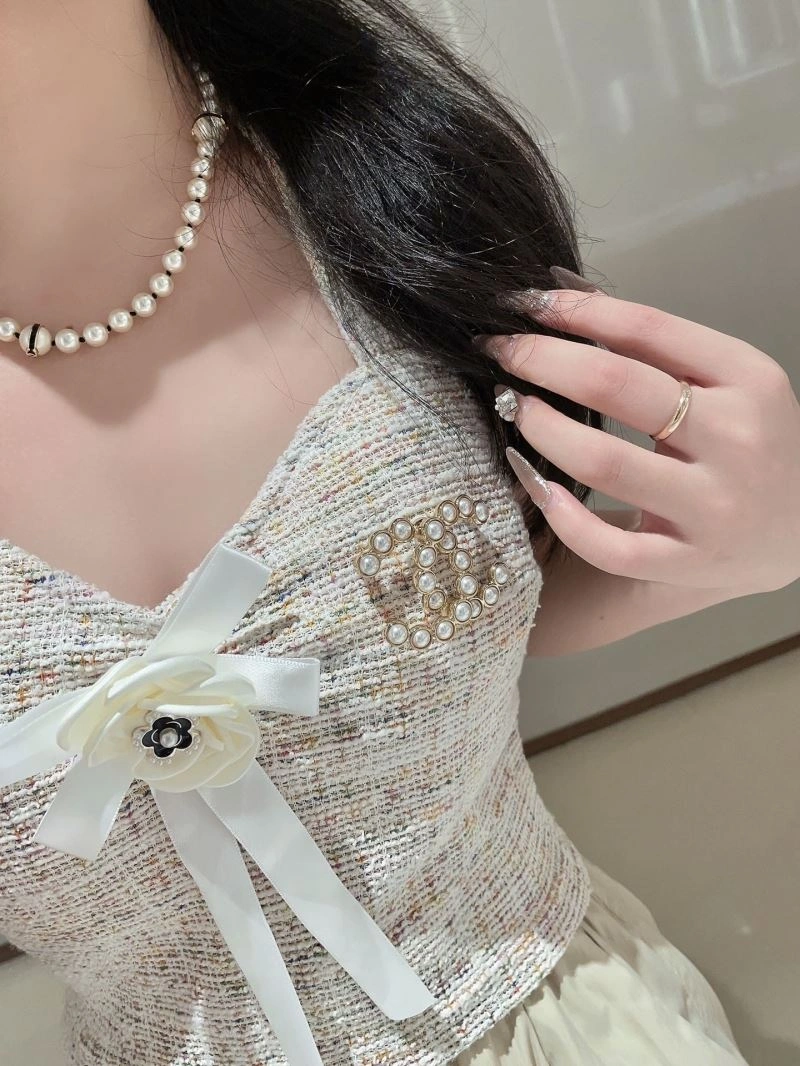 Cut-rate Chanel Brooches