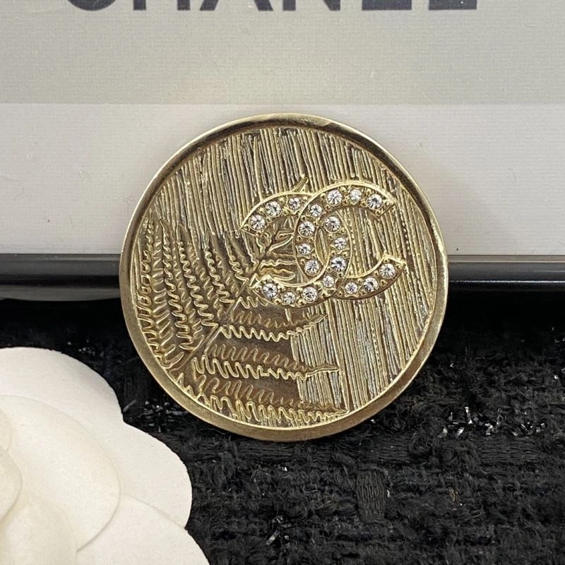 Brand-original Chanel Brooches