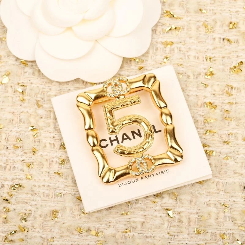 High accuracy Chanel Brooches
