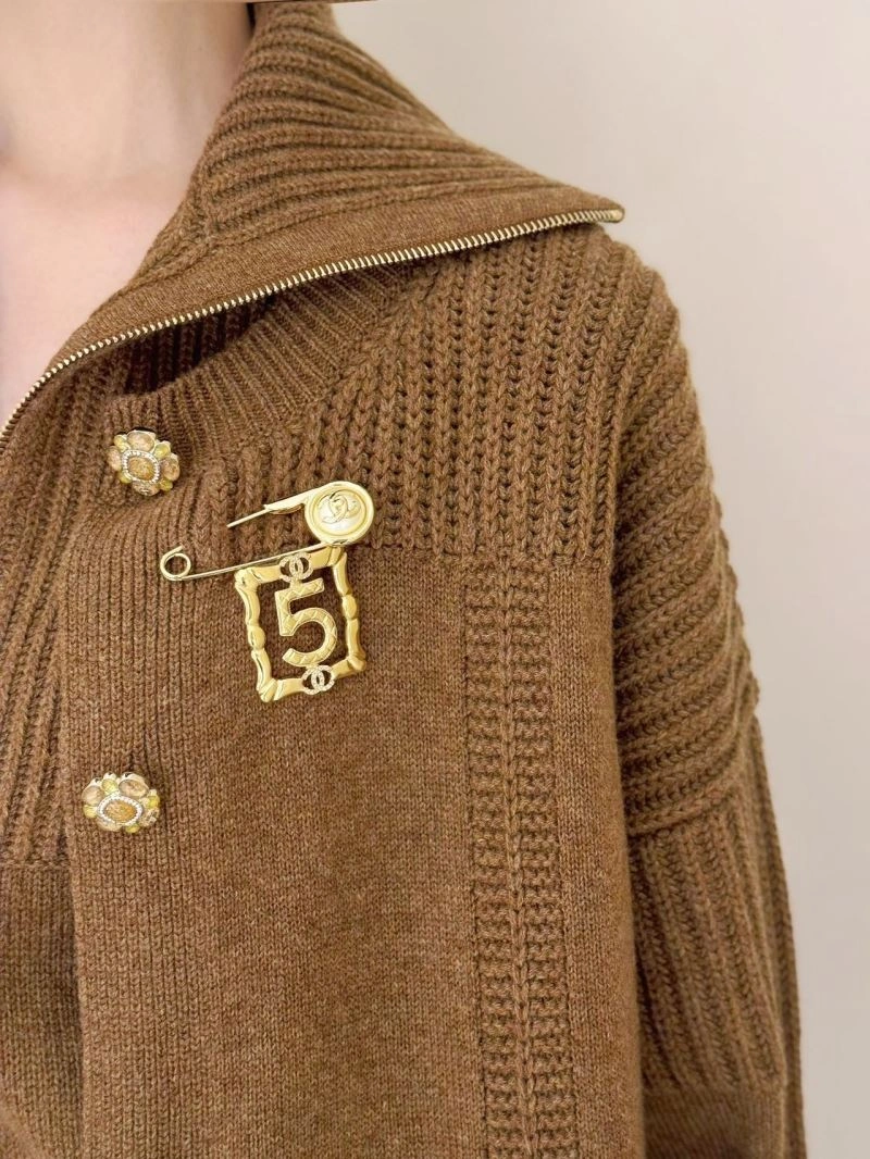High accuracy Chanel Brooches