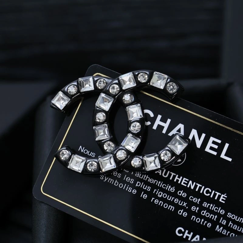 High accuracy Chanel Brooches