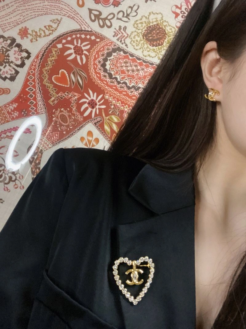 Real Chanel Brooches