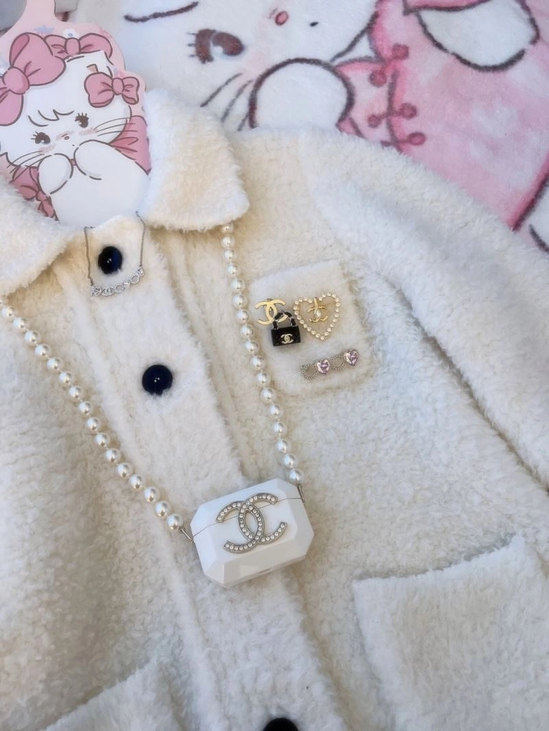 Real Chanel Brooches