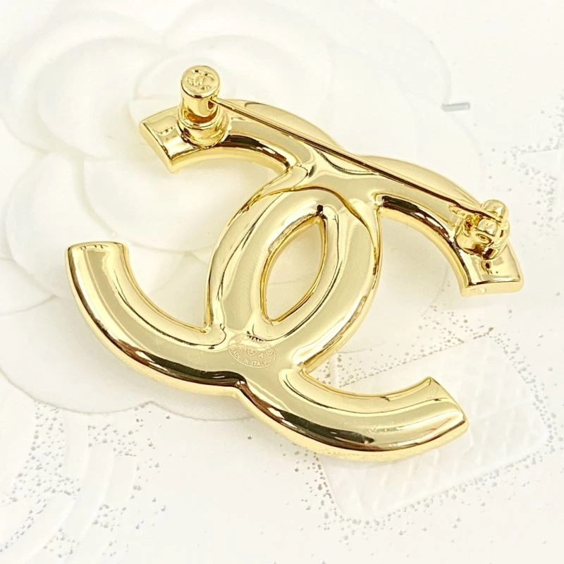 Bargain Chanel Brooches