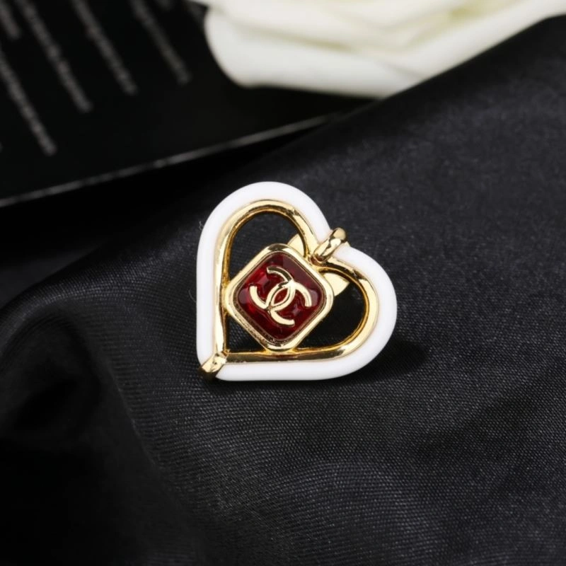 Brand-original Chanel Brooches