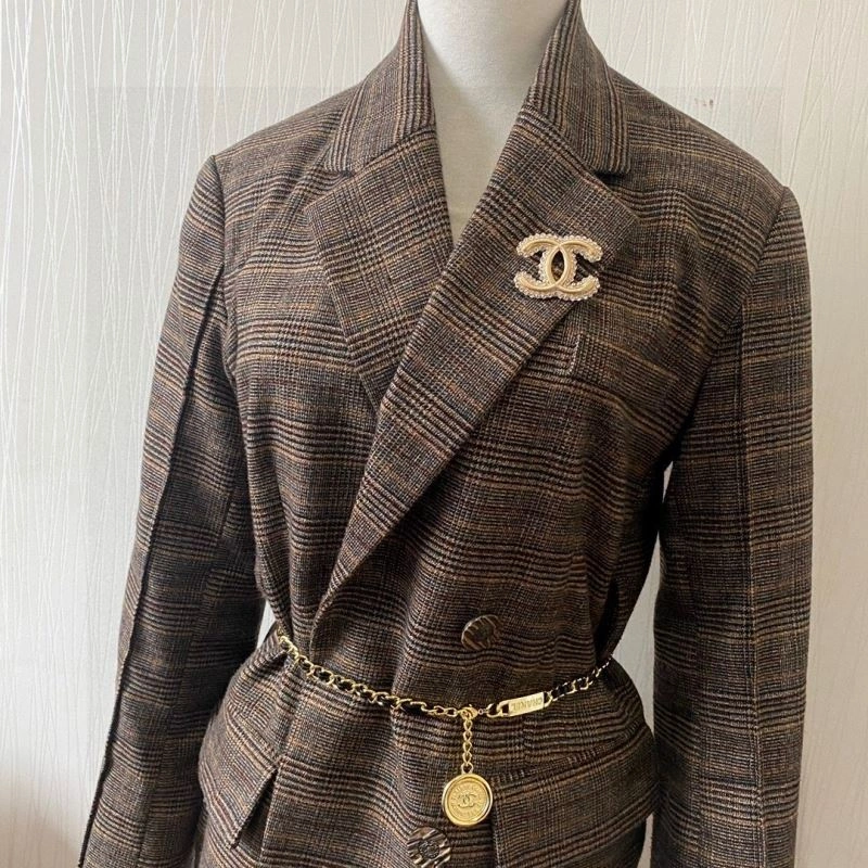 Brand-authenticated Chanel Brooches