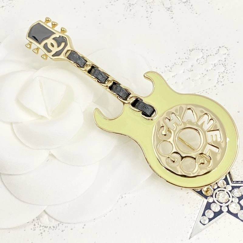 Official Chanel Brooches