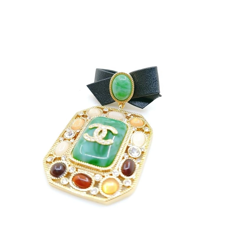 Discounted Chanel Brooches