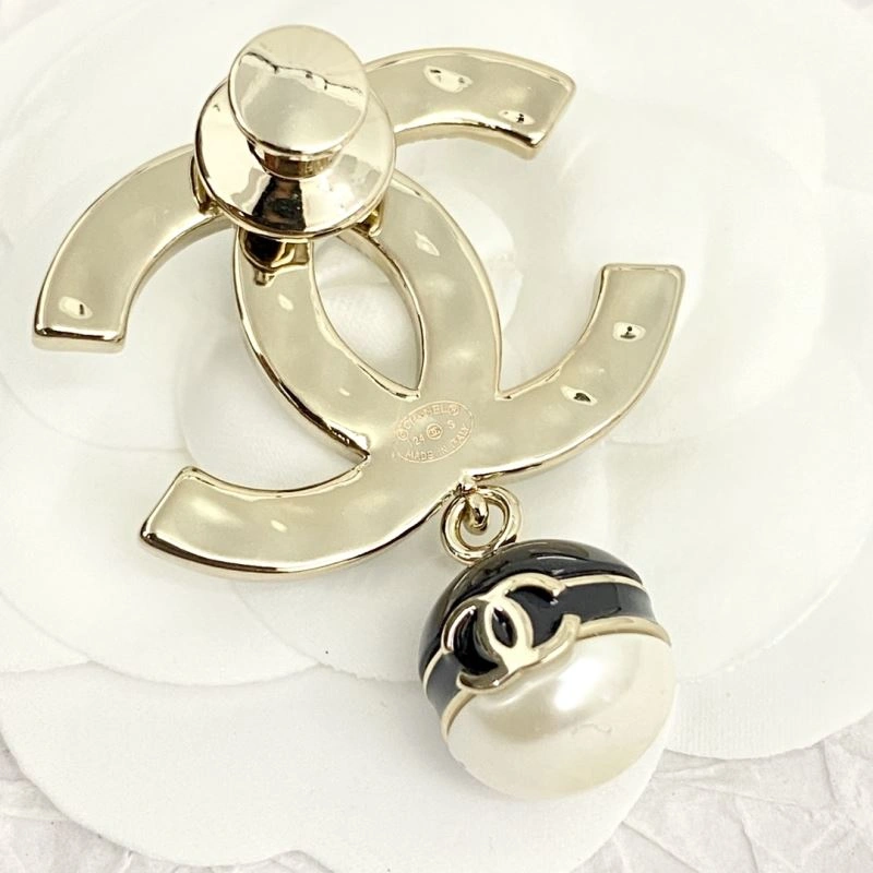 Factory-made Chanel Brooches