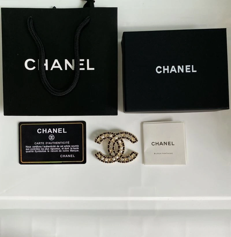 Legit Chanel Brooches