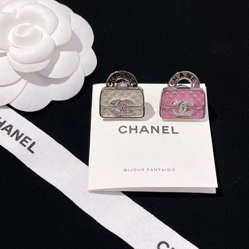 Official Chanel Brooches