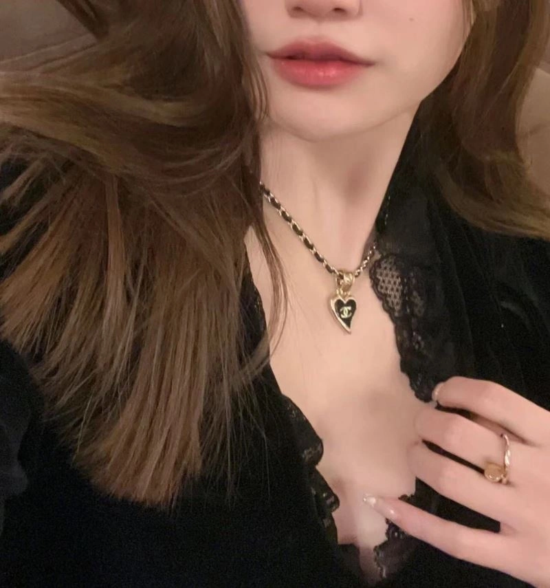 Exact replica Chanel Brooches