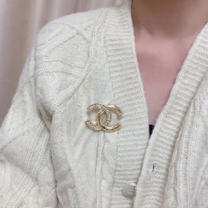 Bargain Chanel Brooches