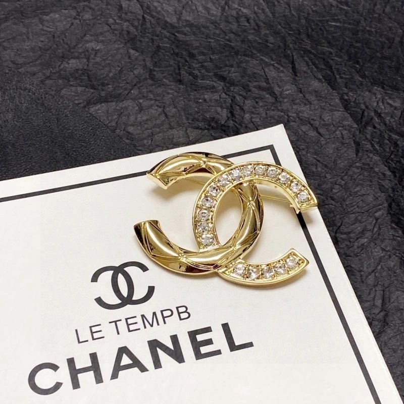 Bargain Chanel Brooches