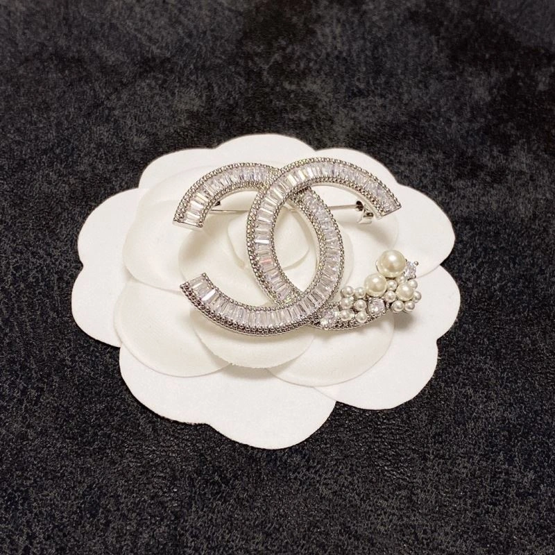 High accuracy Chanel Brooches