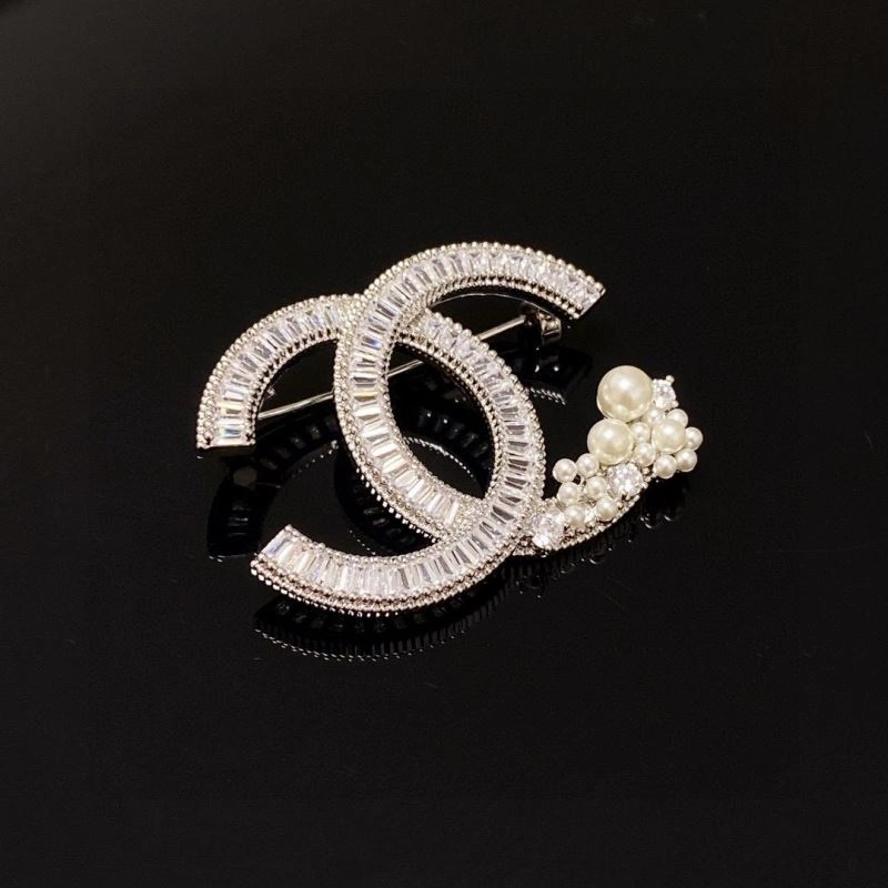 High accuracy Chanel Brooches