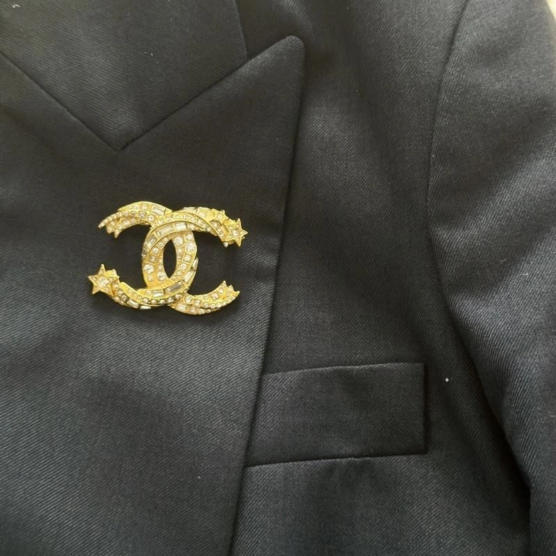 High accuracy Chanel Brooches