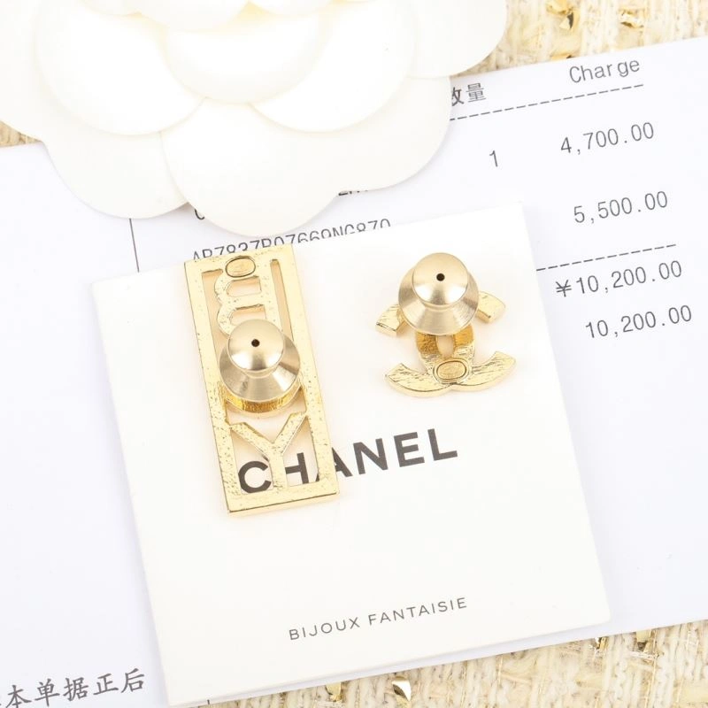 Official Chanel Brooches